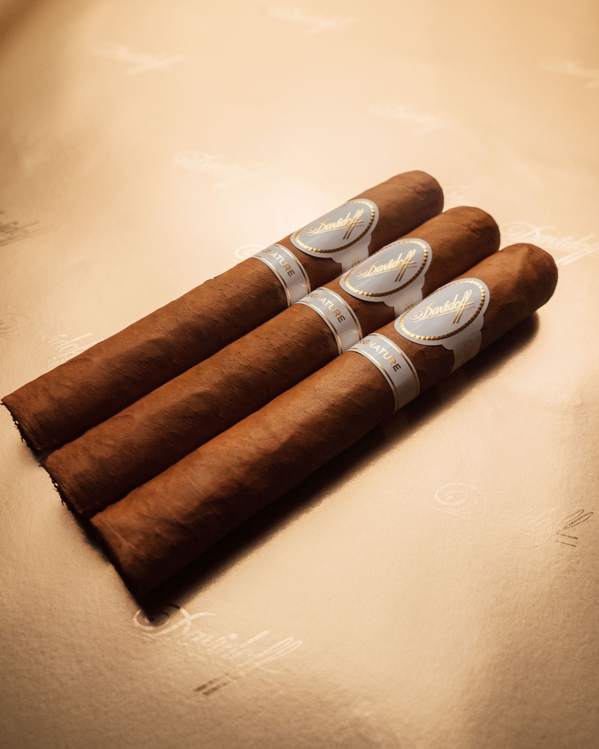 Davidoff Signature Toro Tasting Bundle (3 sticks)(Separated Shipment) – nextCIGAR